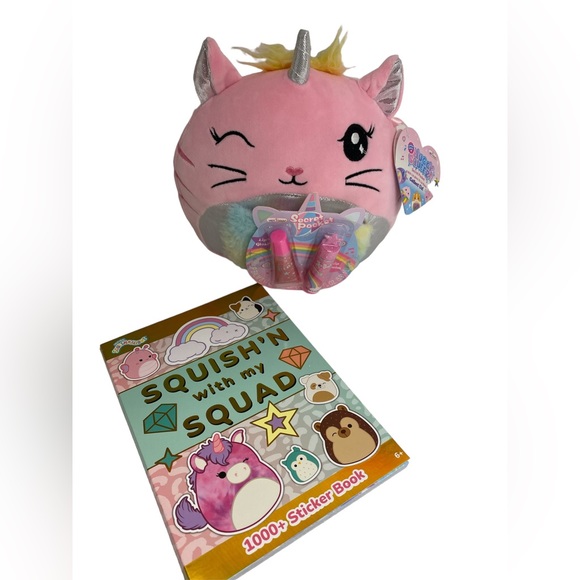 Squishmallows | Toys | Huggy Squeeze Secret Pocket Lip Balm Lip Gloss ...